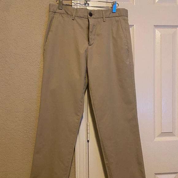 GAP | Pants | Mens Gap Khaki Pants | Poshmark